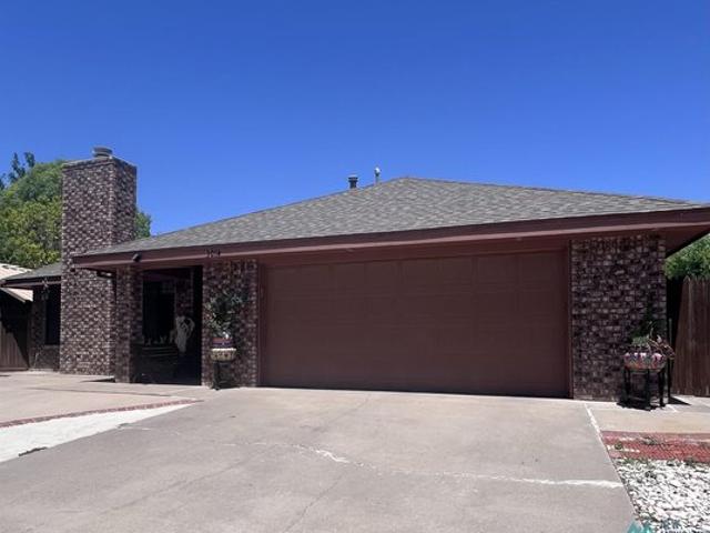 3014 N Elm Ave, Roswell, NM 88201