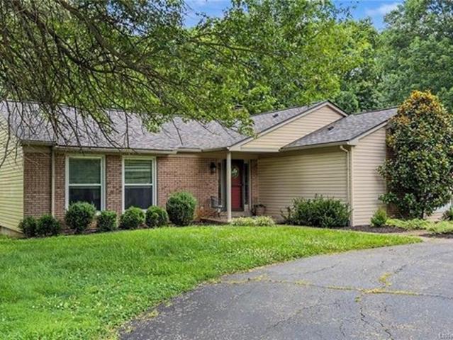 3014 Chimneywood Dr, Floyds Knobs, IN 47119
