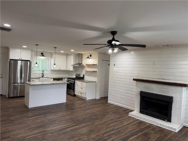 3014 Dogwood Drive