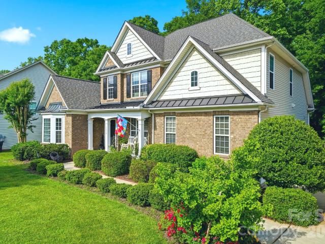 3014 Sterling Court