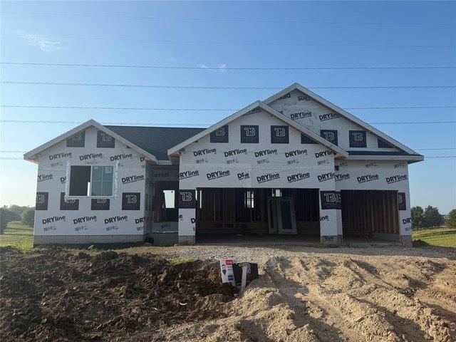 3014 Shady Lane Dr, Norwalk, IA 50211