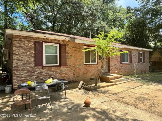 3014 Woodview Drive