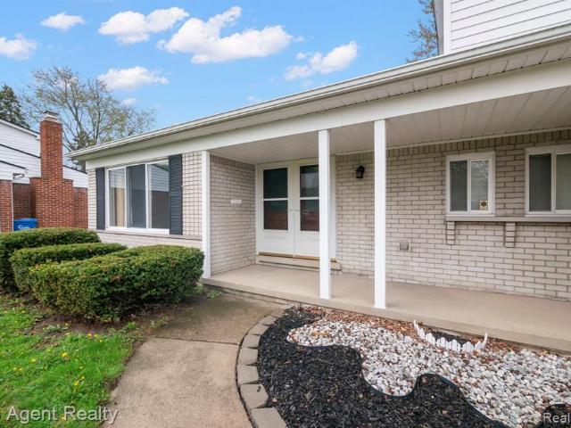 30151 Barbary Court