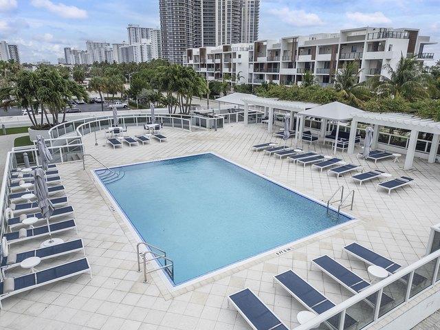 3015 N Ocean Blvd Apt 19F, Fort Lauderdale, FL 33308