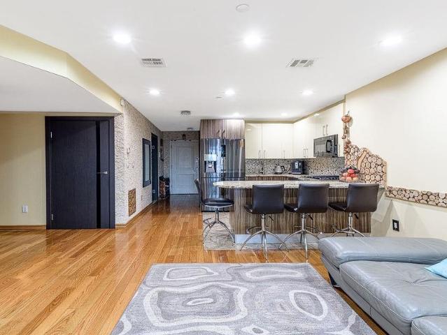 3015 Brighton 6th Street, Unit 9B | Compass