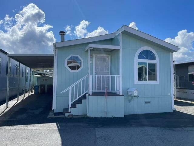 3015 E Bayshore Rd, Redwood City, CA 94063