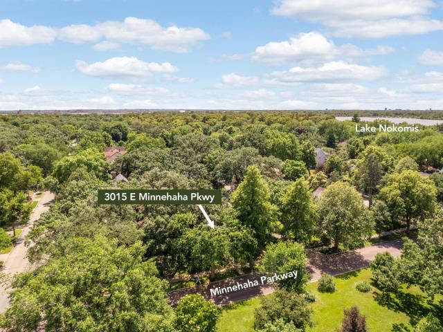 3015 E Minnehaha Parkway