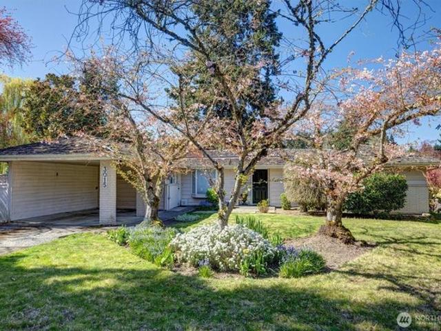 3015 Hunts Point Cir, Hunts Point, WA 98004