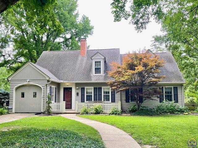 3015 SW 18th St, Topeka, KS 66604