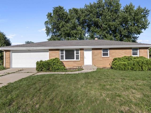 3016 Oriental Ct, Rockford, IL 61109