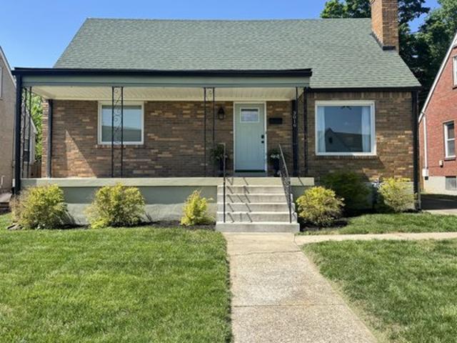 3016 Carson Way, Louisville, KY 40205