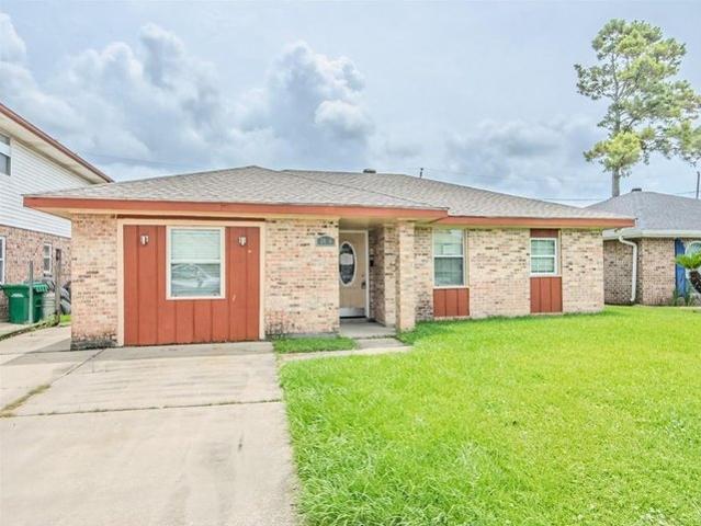 3016 Concordia Dr, Laplace, LA 70068