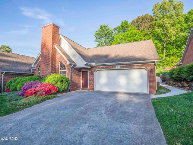 3016 Ginnbrooke Ln, Knoxville, TN 37920 | MLS #1337 | Compass