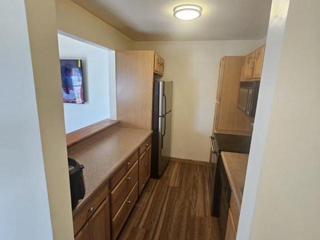 3016 Ivy Bush Court # 9