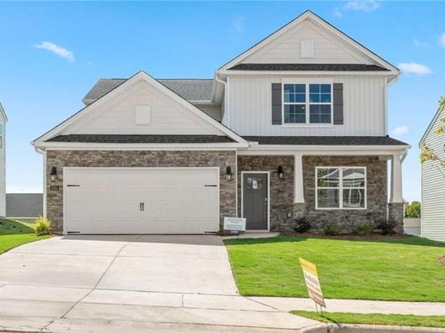 3017 Middlecreek Ln, Greensboro, NC 27405
