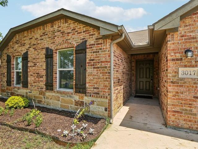 3017 N Hickory St, Sherman, TX 75092