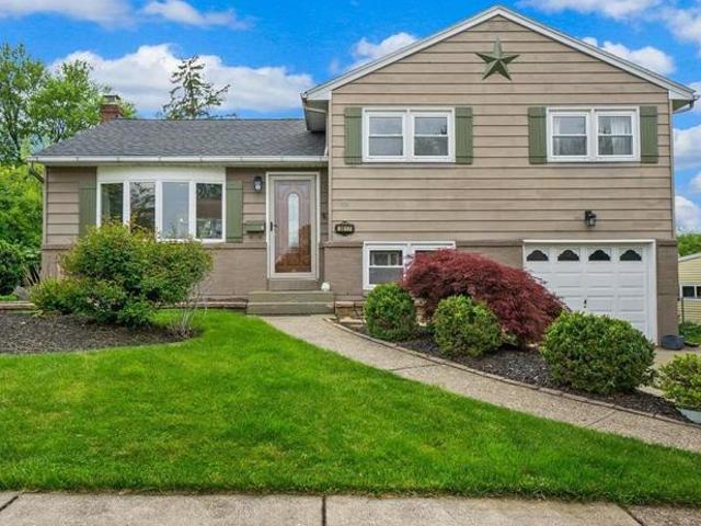 3017 Bard St, Bethlehem City, PA 18017