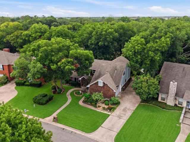 3017 Broken Bow Street