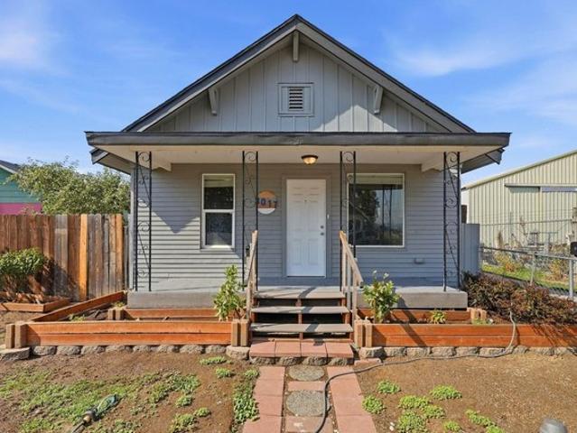 3017 E Rowan Ave, Spokane, WA 99217