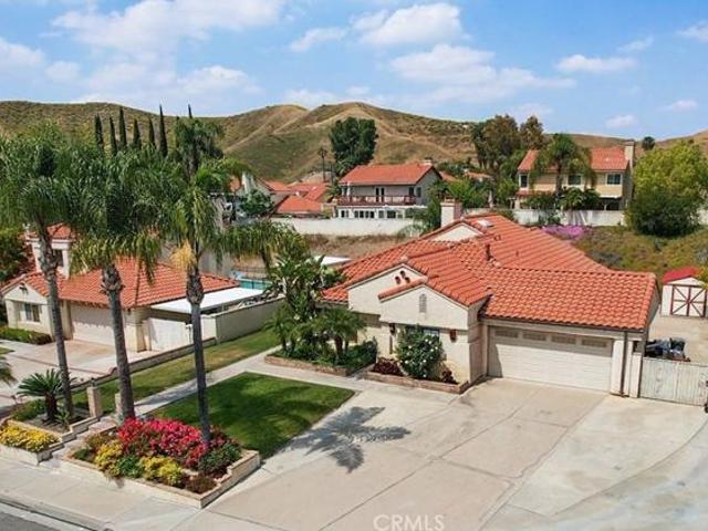 3017 Prado Ln, Colton, CA 92324