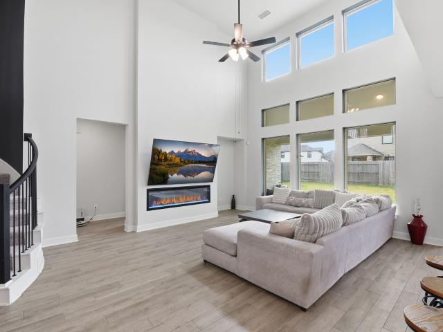 3017 Secret Lagoon Lane