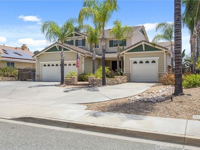 30183 Frontera Del Sur, Highland, CA 92346