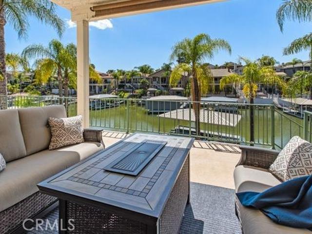 30181 Swan Point