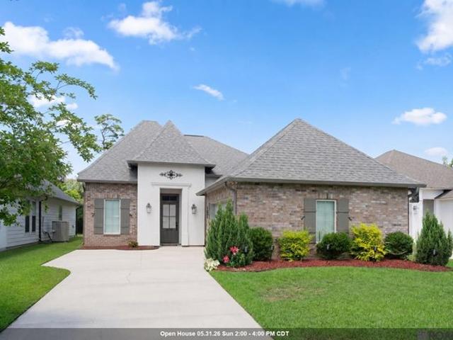 30189 Sanctuary Blvd, Denham Springs, LA 70726