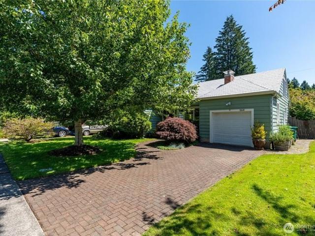 3018 Moore St SE, Olympia, WA 98501