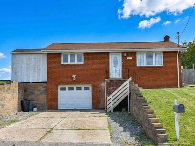3018 Mount Troy Rd, Pittsburgh, PA 15212