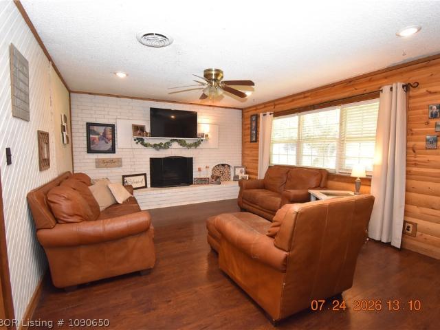 3018 Bluff Drive Place