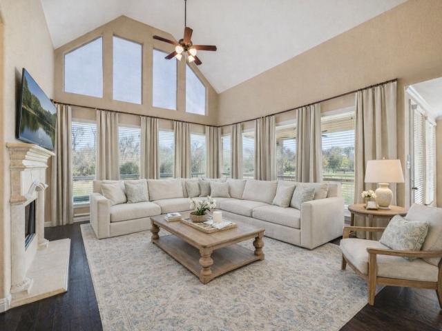 3018 river bend drive