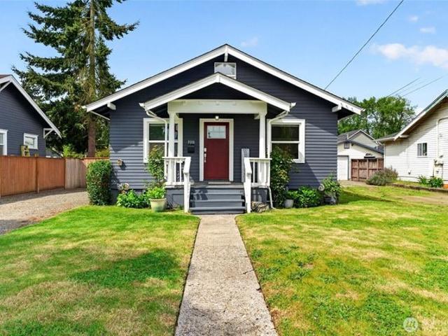 3018 S Proctor St, Tacoma, WA 98409