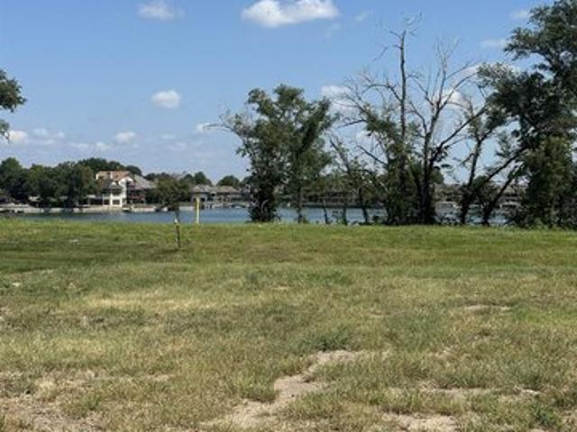 3018 W Driftwood St, Wichita, KS 67204