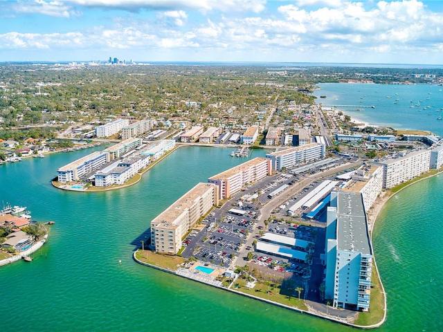 3018 59th St S, Unit 112, Gulfport, FL 33707 | MLS #TB8504