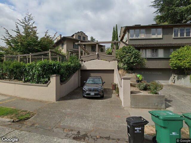 3019 E Laurelhurst Dr NE, Seattle, WA 98105