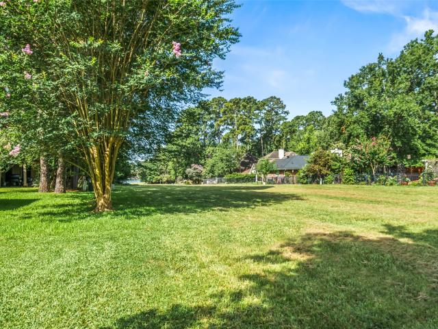 3019 Ramblewood Road