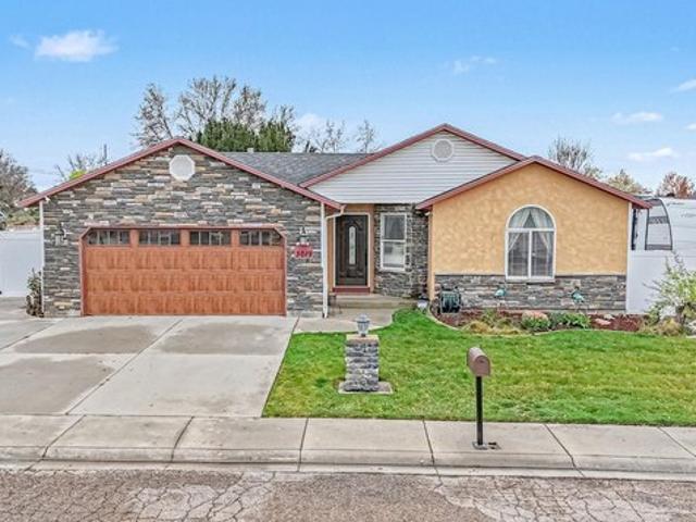 3019 Sugar Cane Dr, Nampa, ID 83687