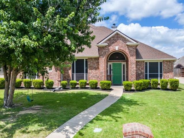 3019 Saint Amanda Dr, Mansfield, TX 76063