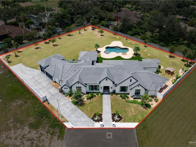 3019 W Rockefeller Lane