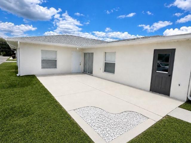3019 Walnut Court, 3 beds, 2 full baths
