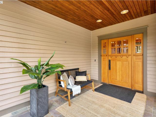 30100 ne livingston mountain cir