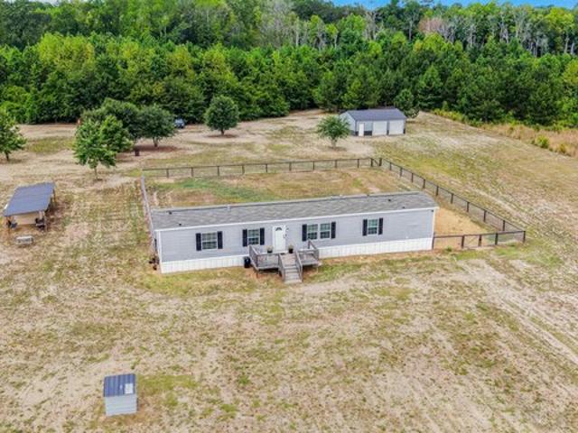 3010 Bert Hanna Rd, Hemingway, SC 29554