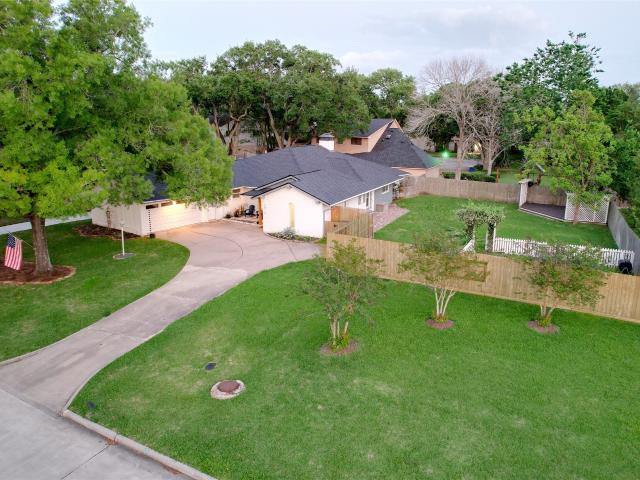 3010 Broadmoor Drive