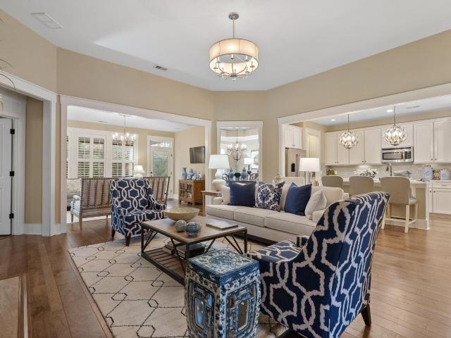 3010 Cross Vine Ln, Summerville, SC 29483 | MLS #26005 | Compass