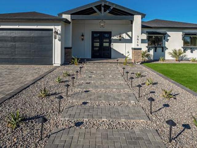3010 E Glenrosa Ave, Phoenix, AZ 85016