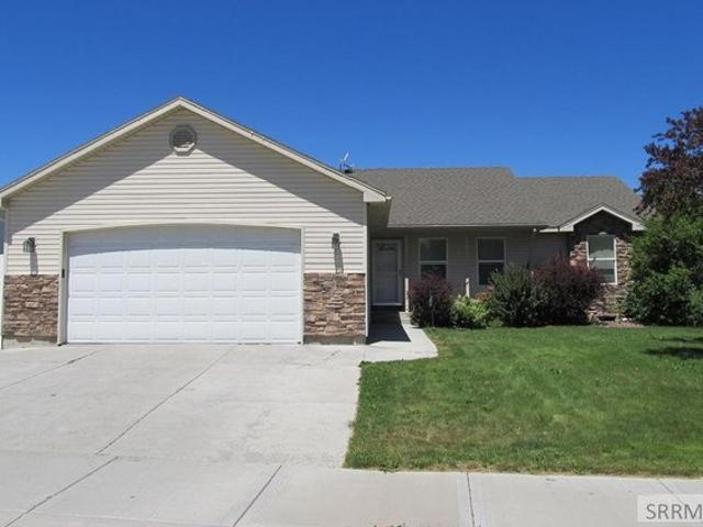 3010 Simon St, Idaho Falls, ID 83402