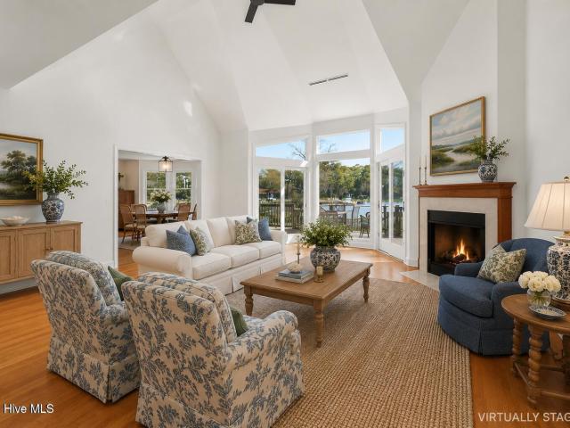 3010 Sloop Drive