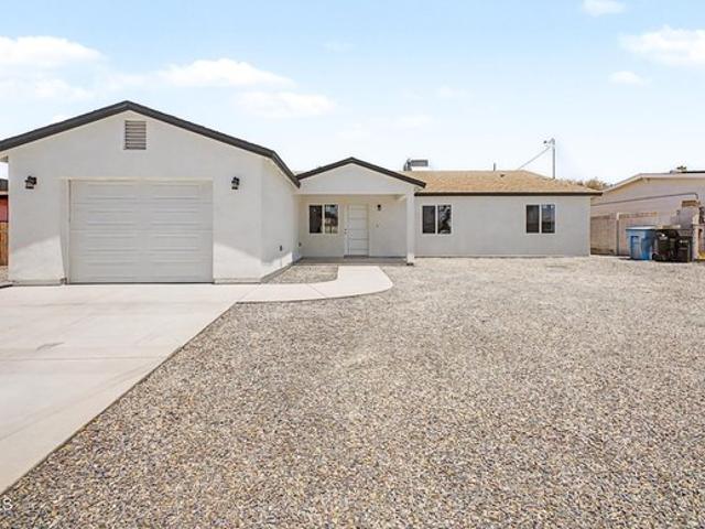3010 W Country Gables Dr, Phoenix, AZ 85053