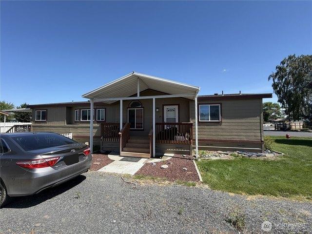 3010 W Peninsula Dr Unit 92, Moses Lake, WA 98837